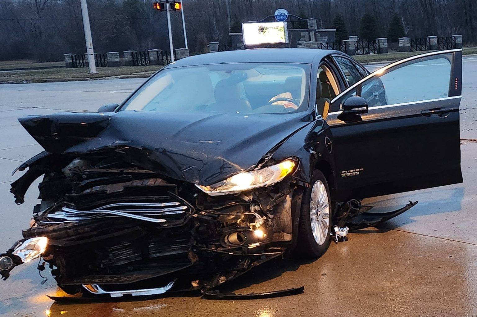 Can I Sue the At-Fault Driver in Farmington Hills?|Davis Law Center